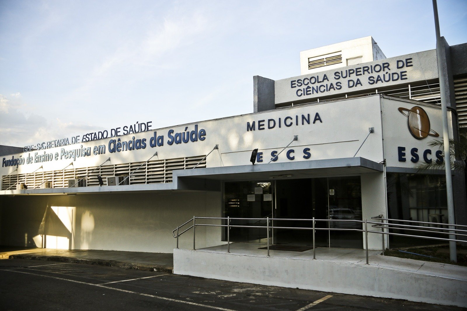 ESCS ABRE INSCRIÇÕES PARA 160 VAGAS EM MEDICINA E ENFERMAGEM - CENTRAL ...